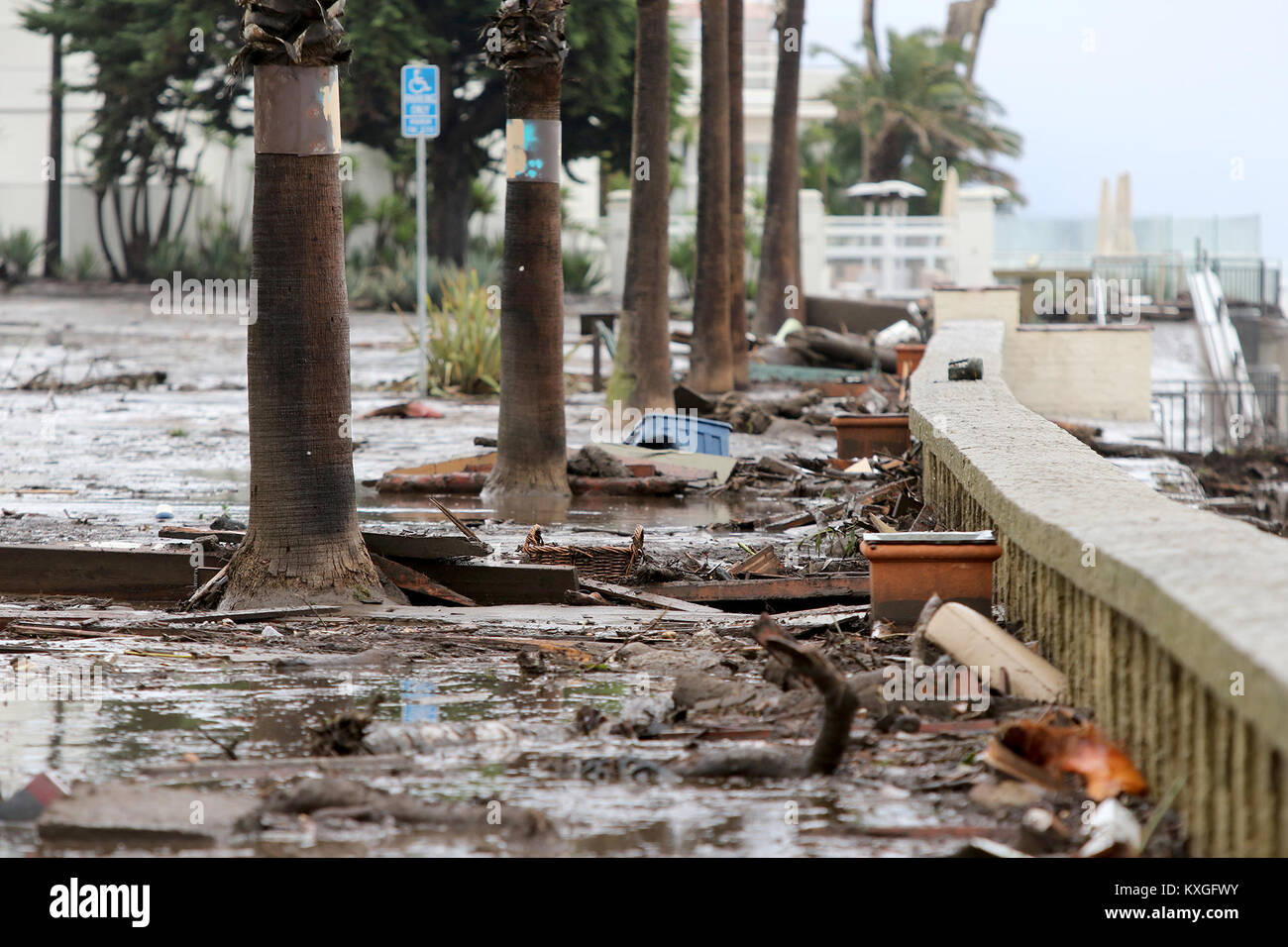 Montecito, California, USA. 10th Jan, 2018. Debris piles up on the ...