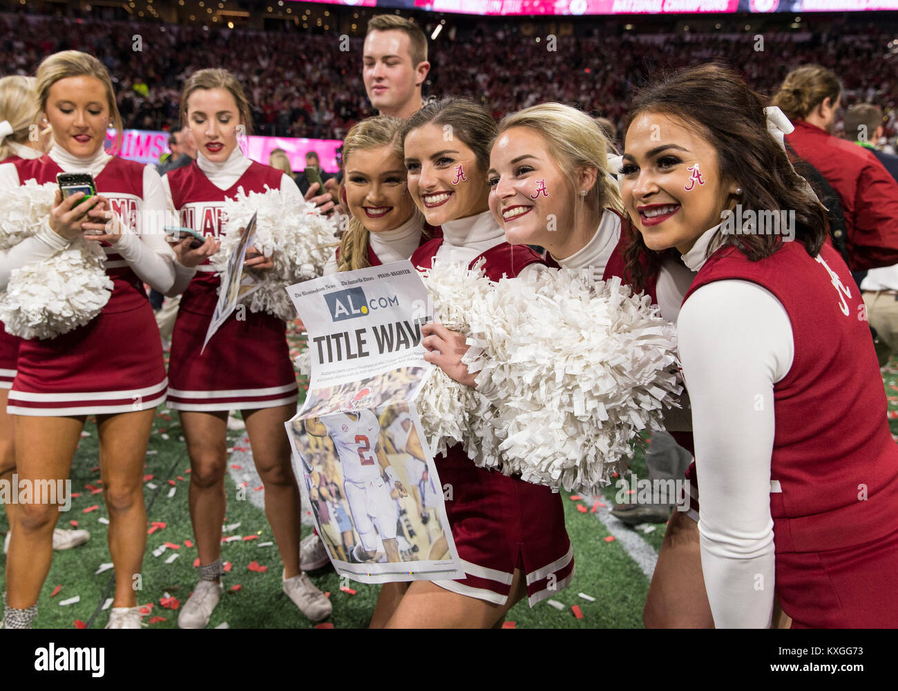 Alabama cheerleaders hi-res stock photography and images - Alamy