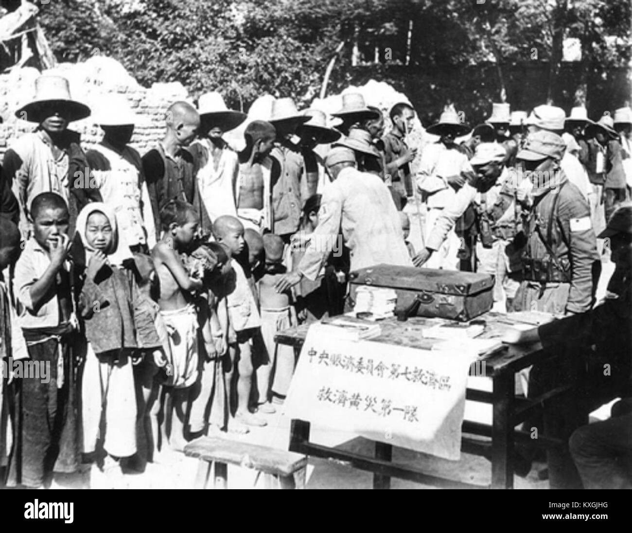 This 1902 manual discusses practical applications of medical ...