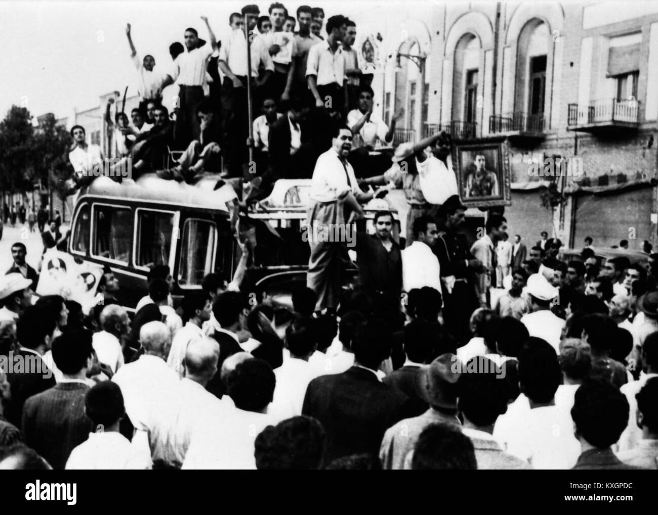 1953 Iranian coup d'état - Pro-shah sympathisers (1 Stock Photo - Alamy