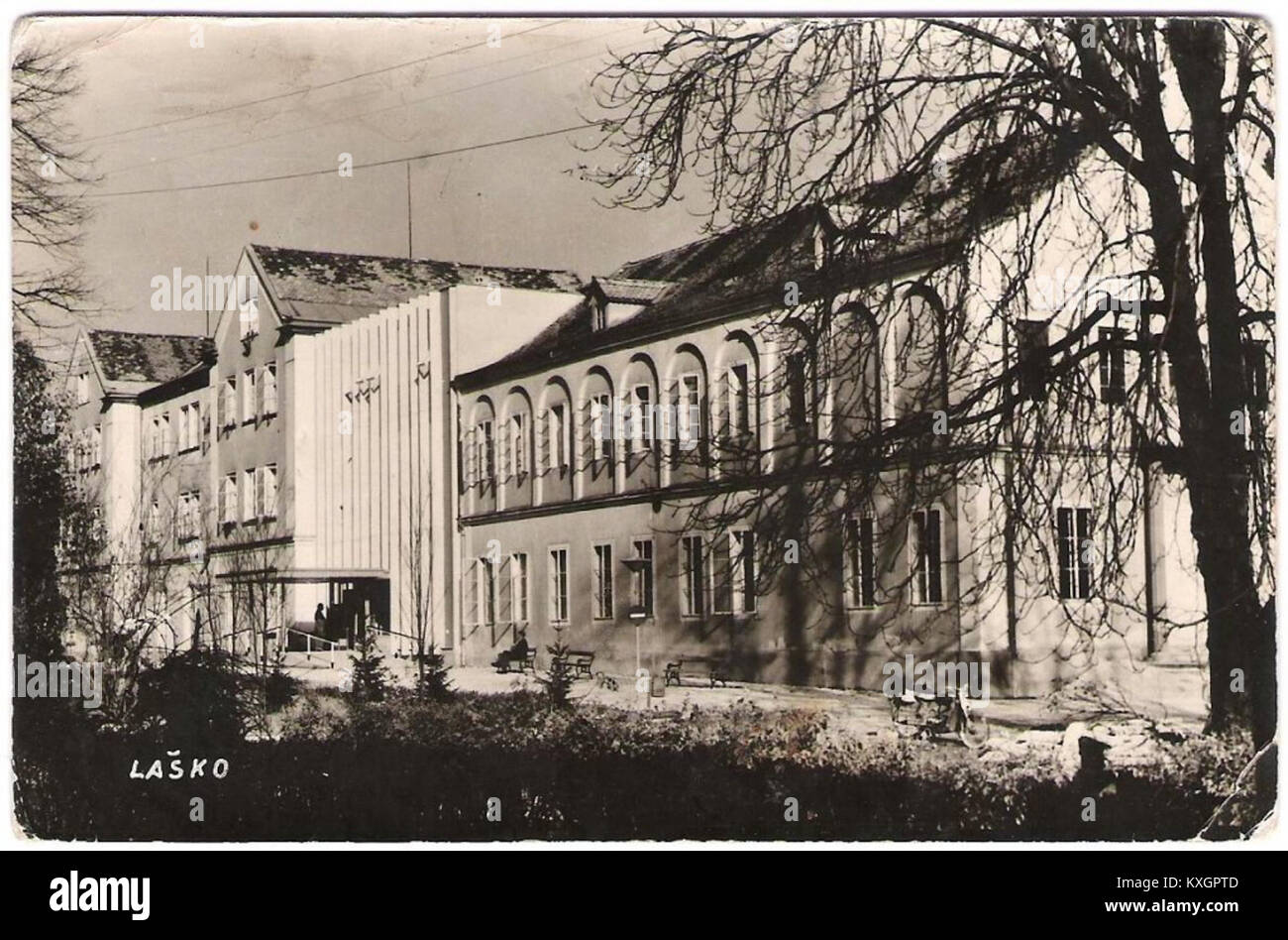 A 1967 postcard featuring an image of Lasko, depicting the town's ...