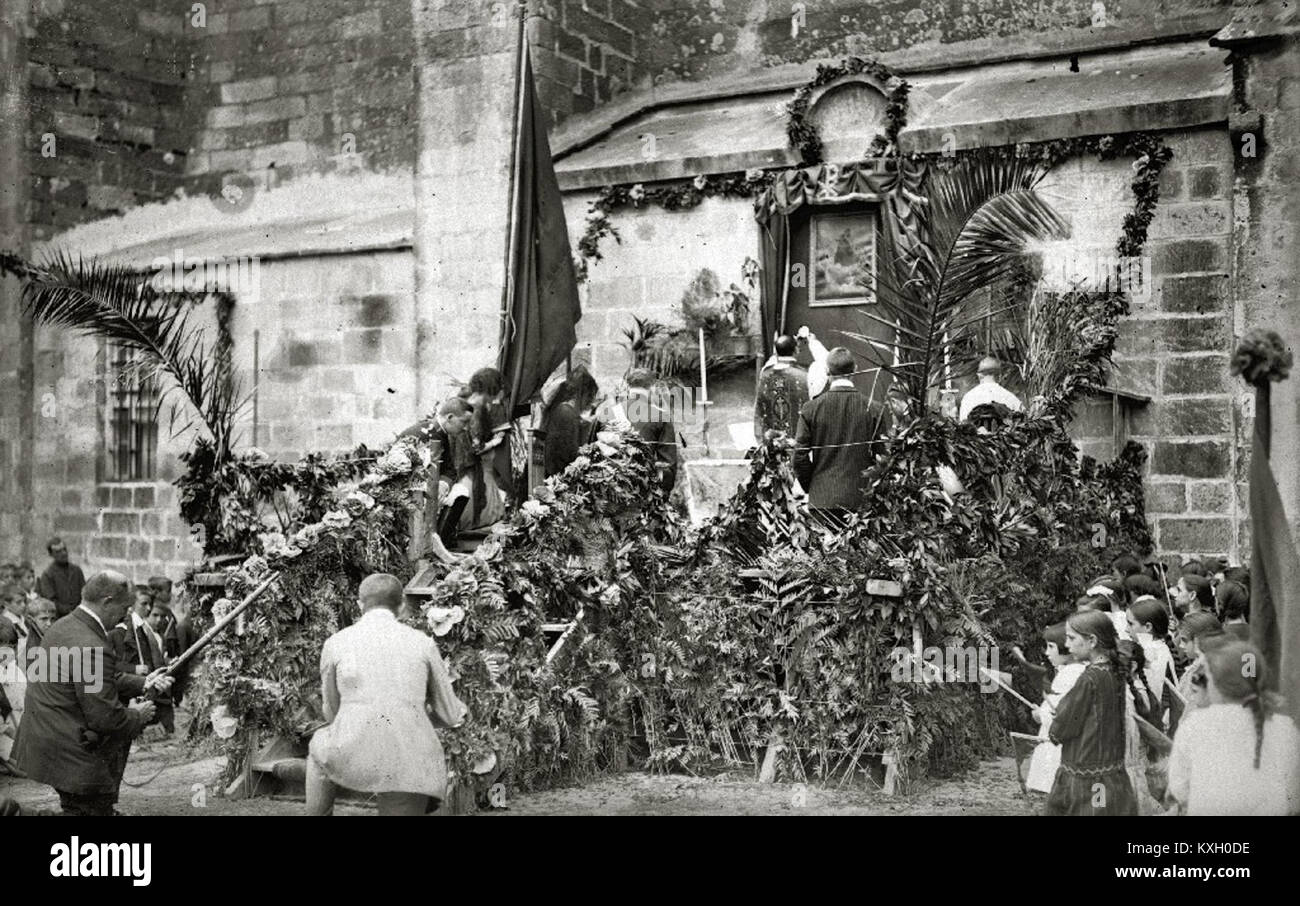 The document refers to a political-religious act in Usurbil, Spain, and ...