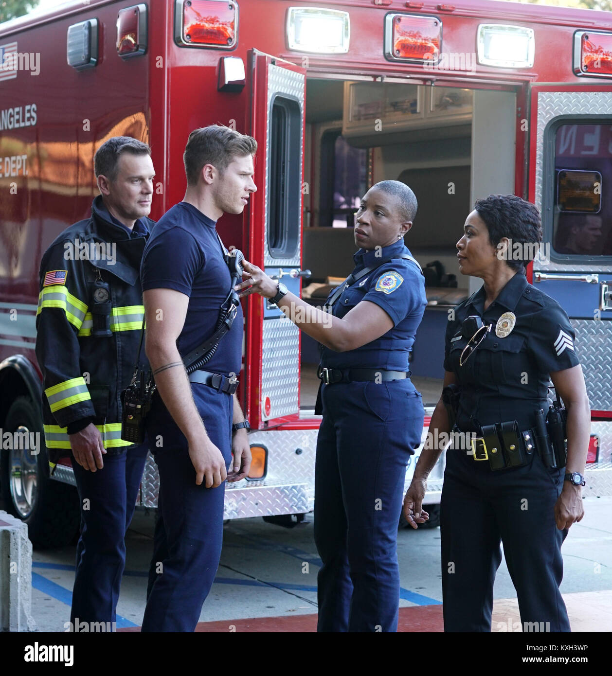 9-1-1, (aka 911), from left: Peter Krause, Oliver Stark, Aisha Hinds ...