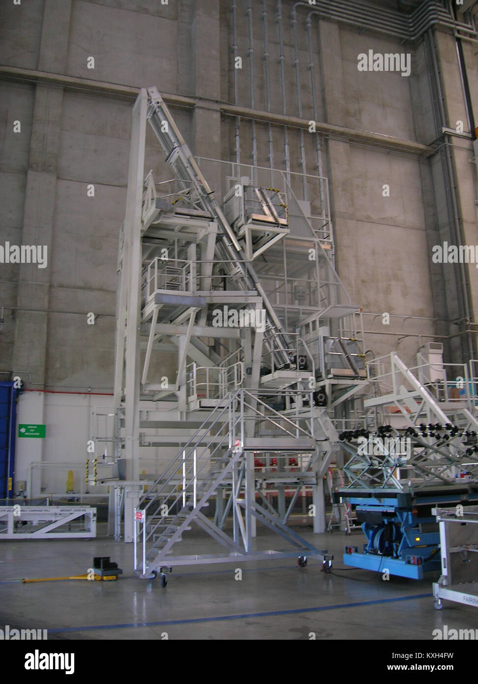 Vtp hi-res stock photography and images - Alamy