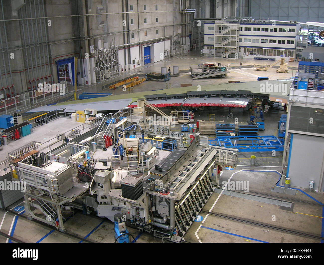 Final wing assembly hi-res stock photography and images - Alamy