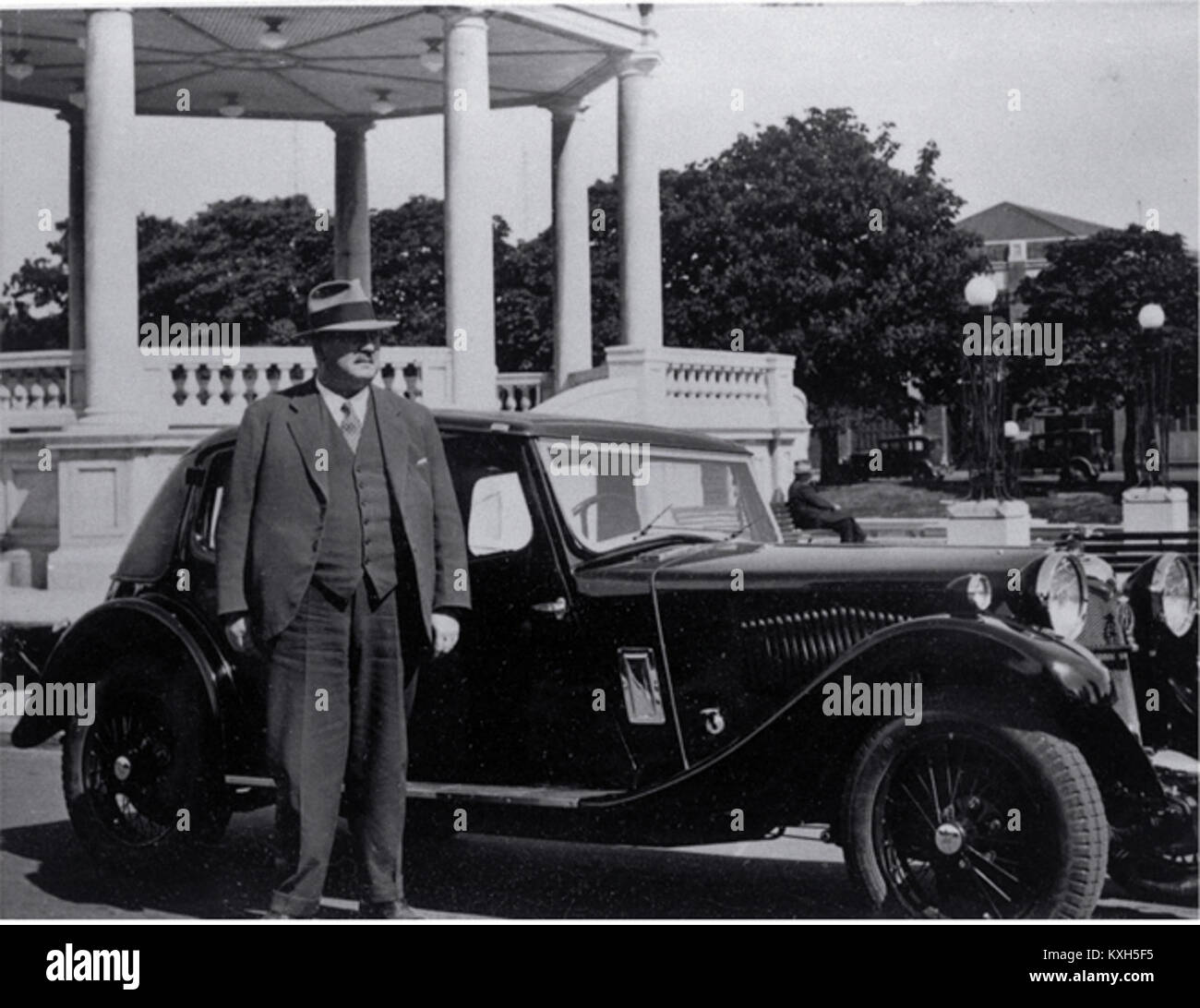 Albert Edward Armstrong (1876-1943) was an influential figure ...