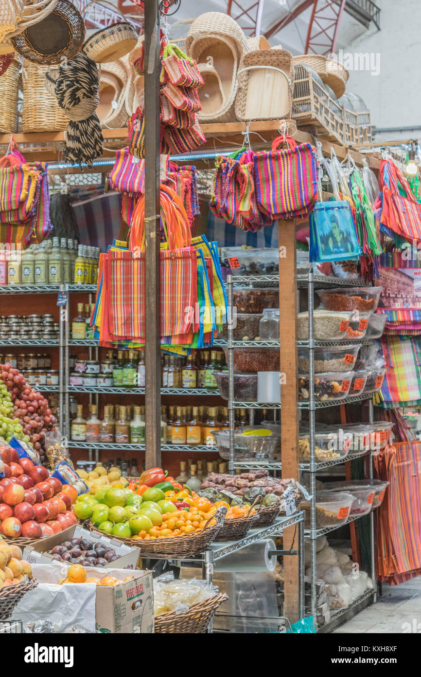Hidalgo market in guanajuato mexico hi-res stock photography and images ...