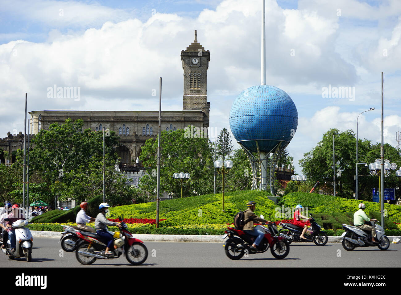 Nha trang square hi-res stock photography and images - Alamy