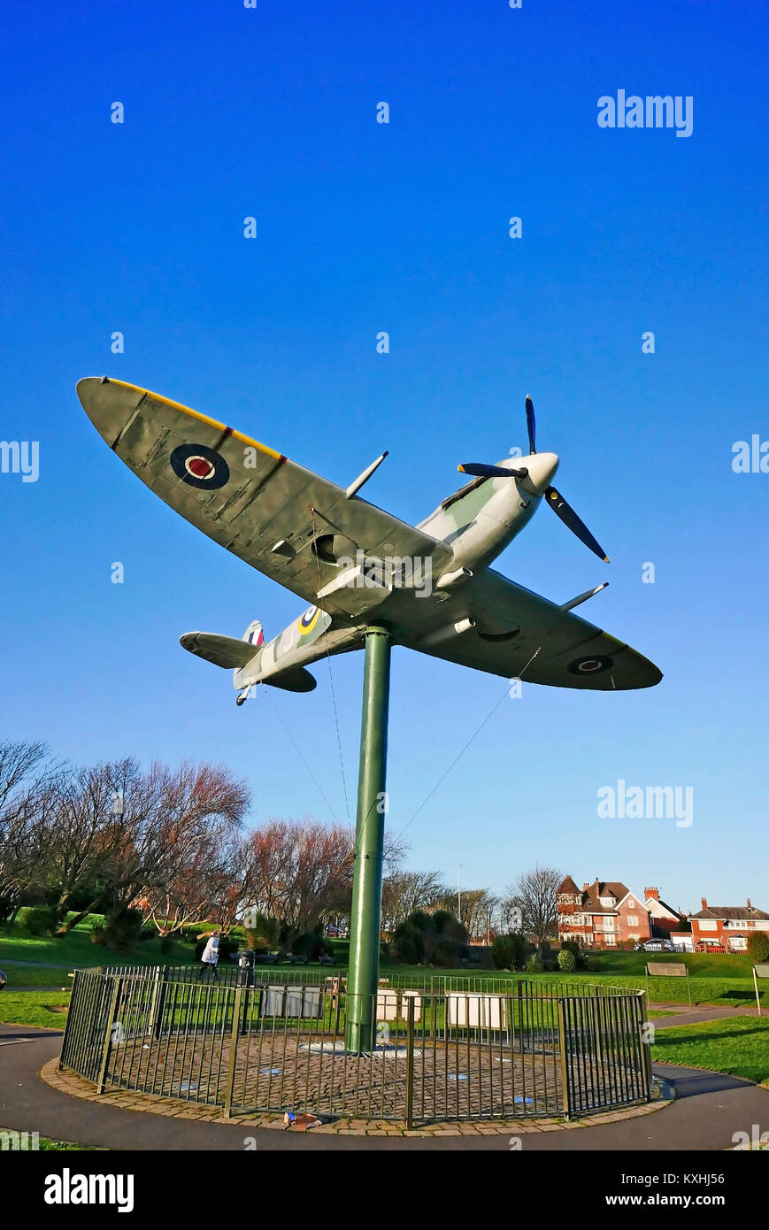 The Lytham St Annes full scale model spitfire on display at Fairhaven ...