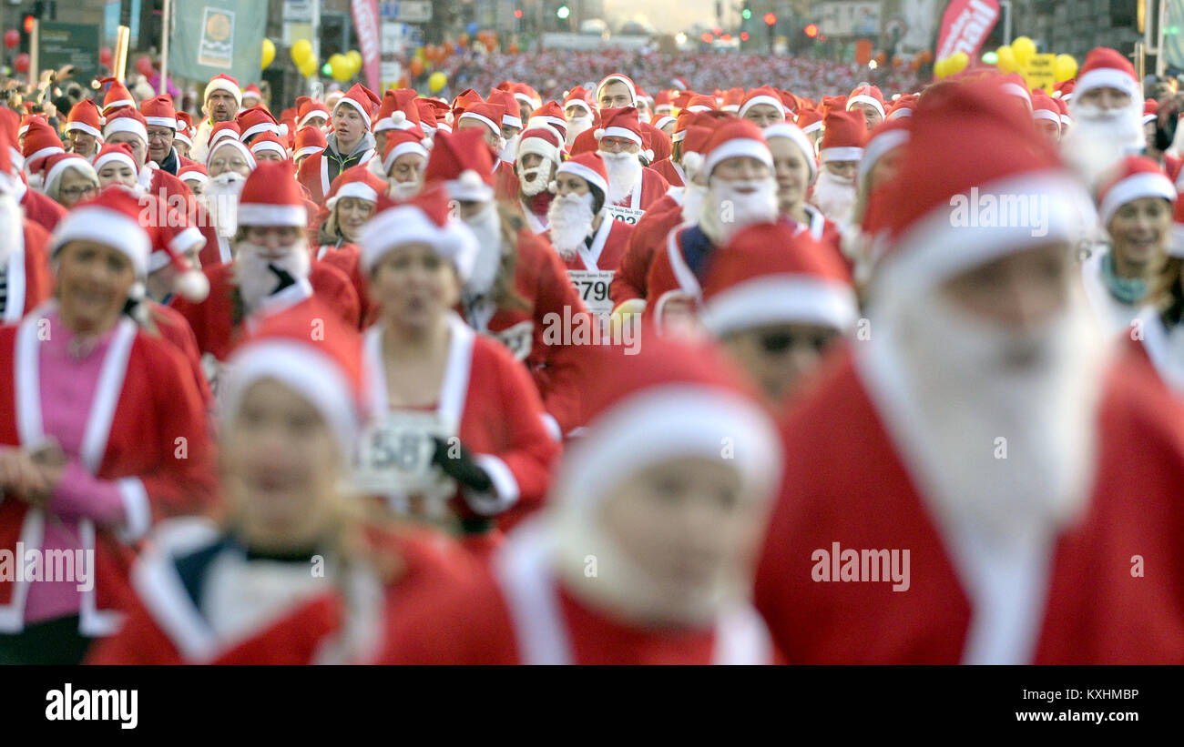 The annual Santa Dash in which 7,500 people take to the streets in ...