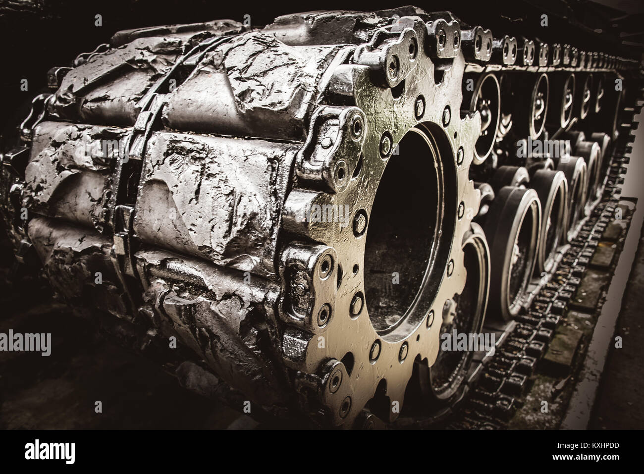 Tank tracks hi-res stock photography and images - Alamy