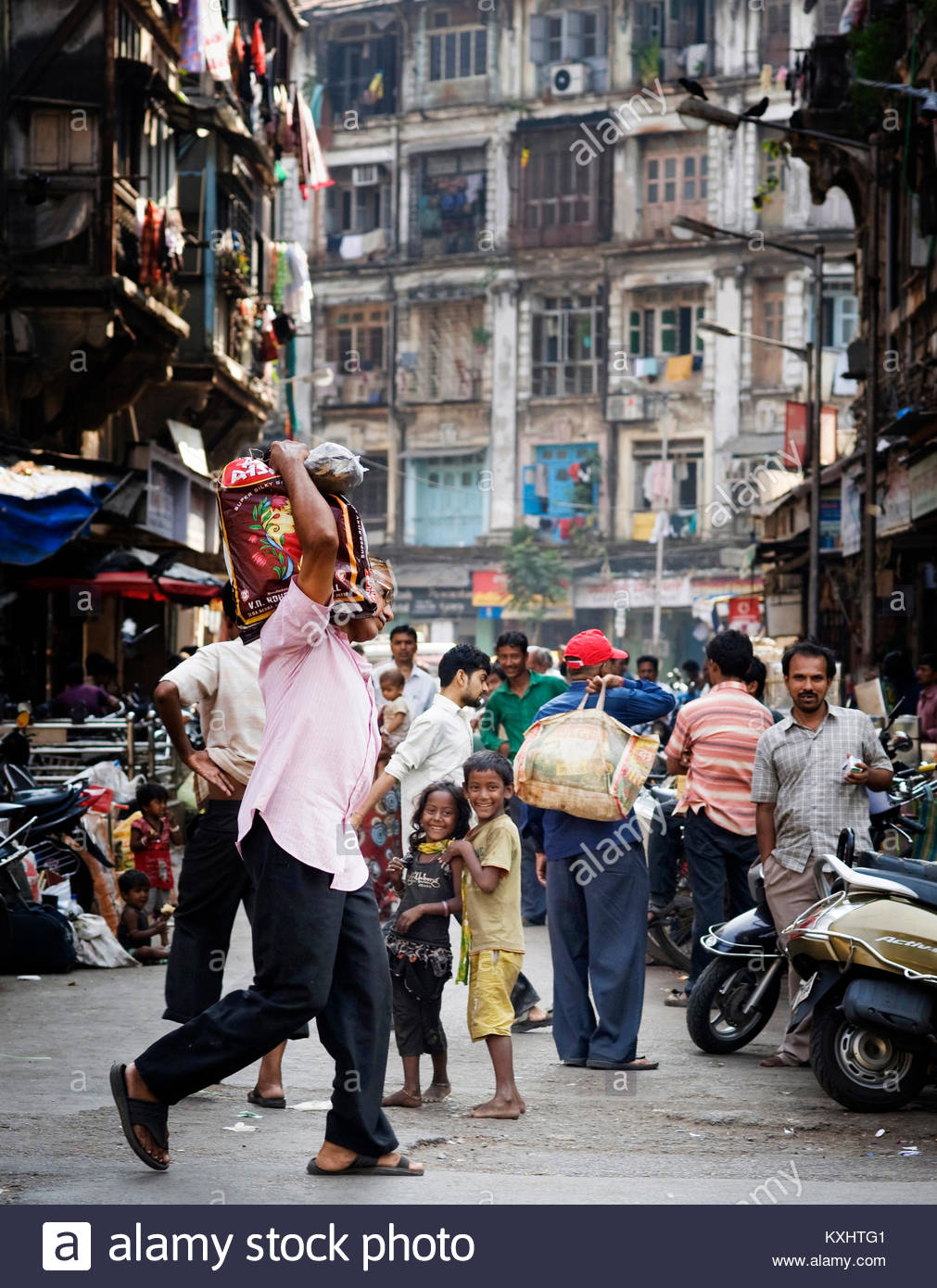 Mumbai Children Stock Photos & Mumbai Children Stock Images - Alamy