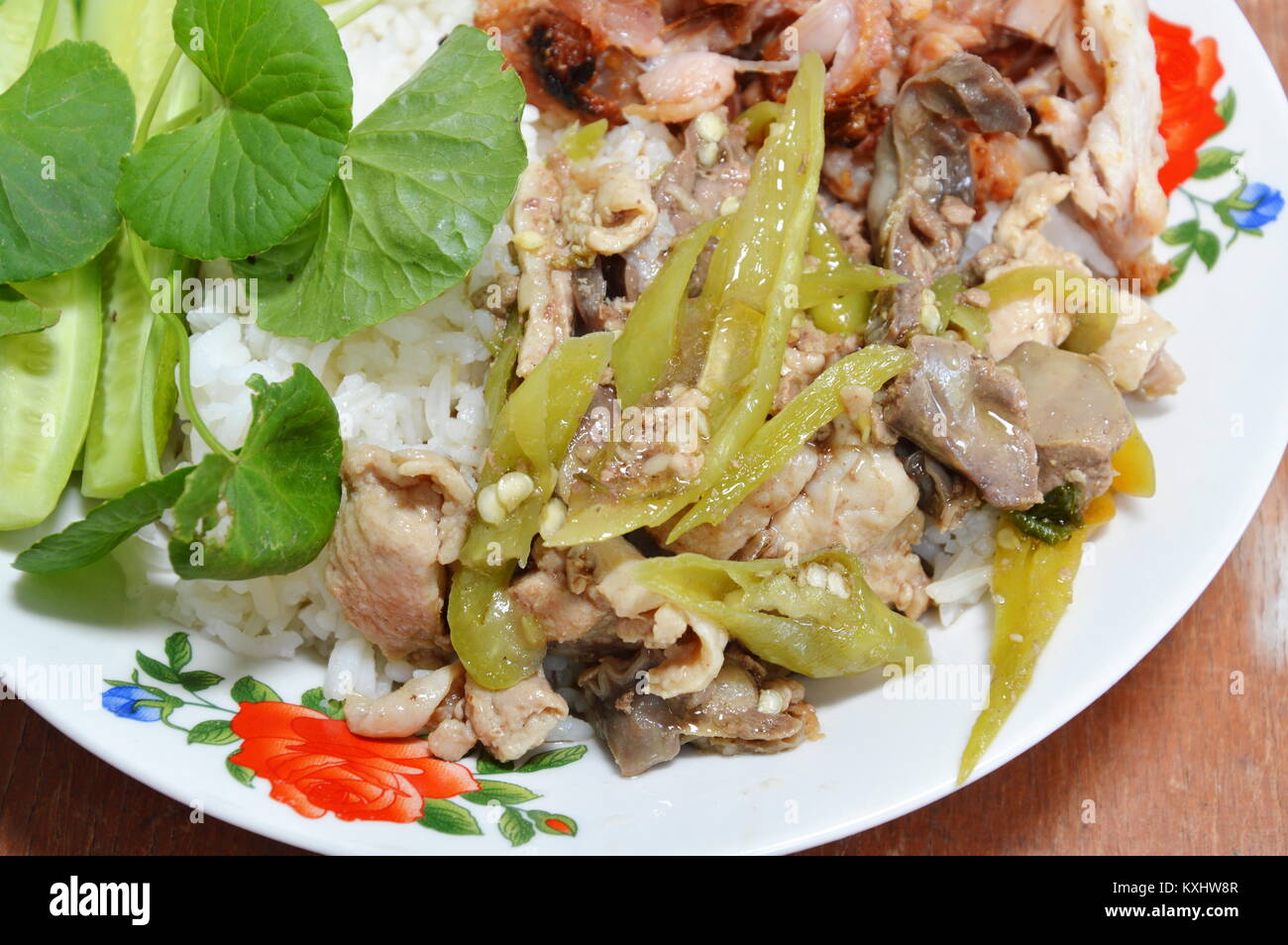 fried chicken innards in sweet pepper and fried chicken with garlic ...
