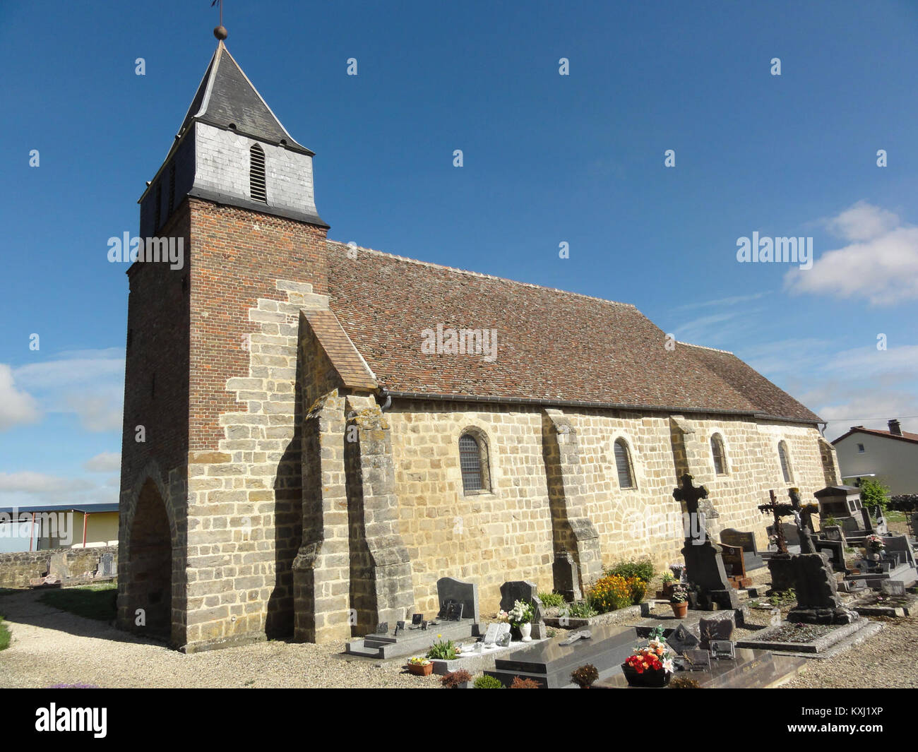 Barenton-Cel (Aisne) église (01 Stock Photo - Alamy