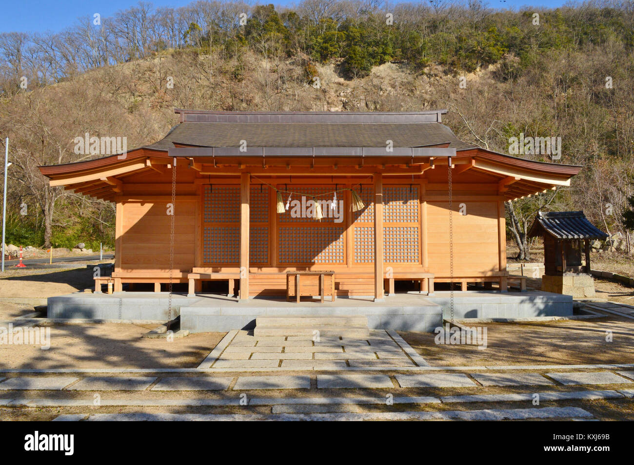 The haiden (worship hall) of Bizennokuni-soujagū shrine in Japan ...