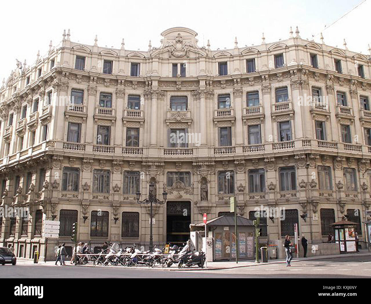 This image shows the Banco Hispano Americano in Madrid, a historical ...