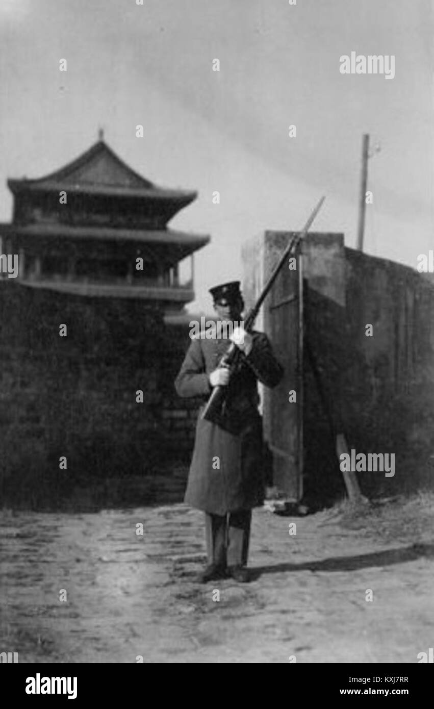 Quarter guard hi-res stock photography and images - Alamy