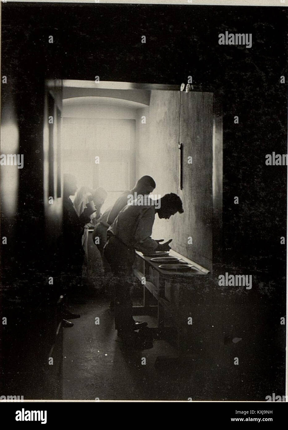 This image shows the washing facilities for patients at the Arnoldstein ...