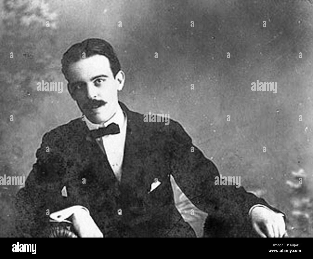 A biographical entry about Antón Villar Ponte, a prominent figure in ...
