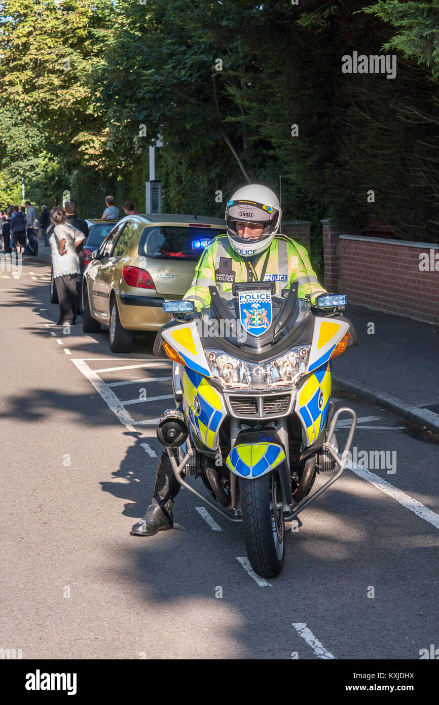 Thames Valley Police Motorcyclists riding BMW R1200RT Motorcycles Stock ...