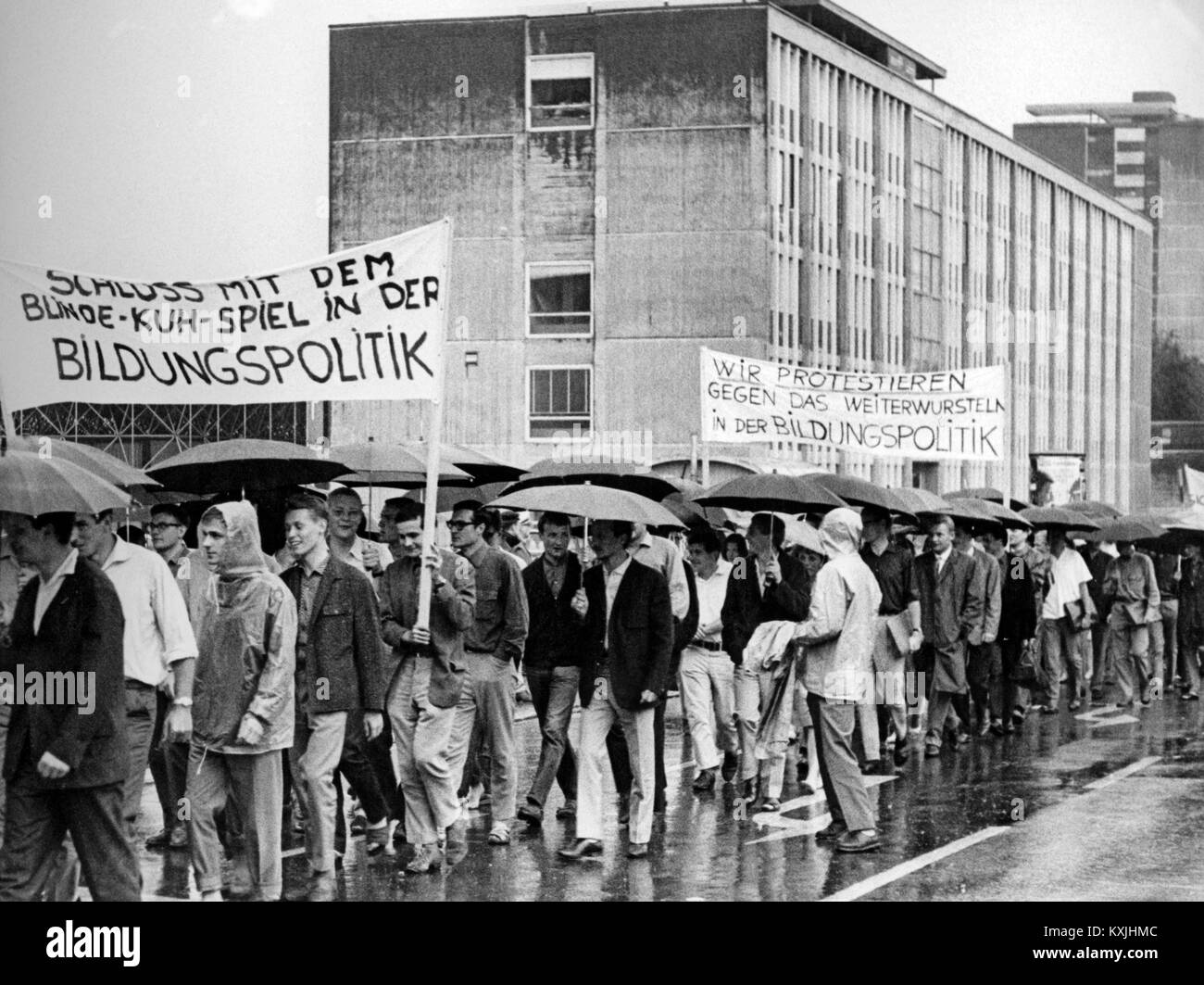 1965 Building High Resolution Stock Photography and Images - Alamy