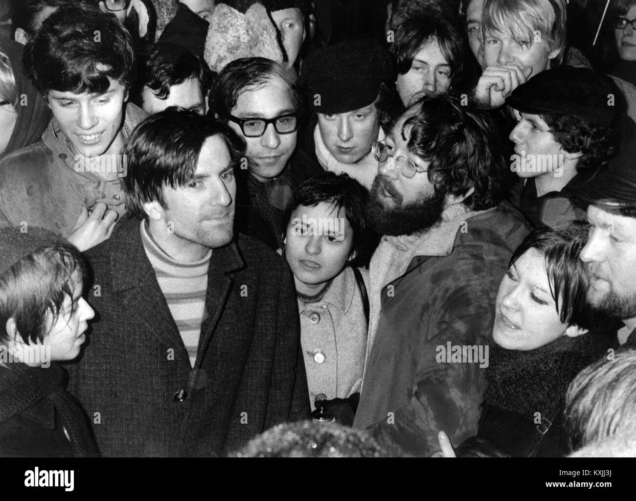 12 june 1967 hi-res stock photography and images - Alamy