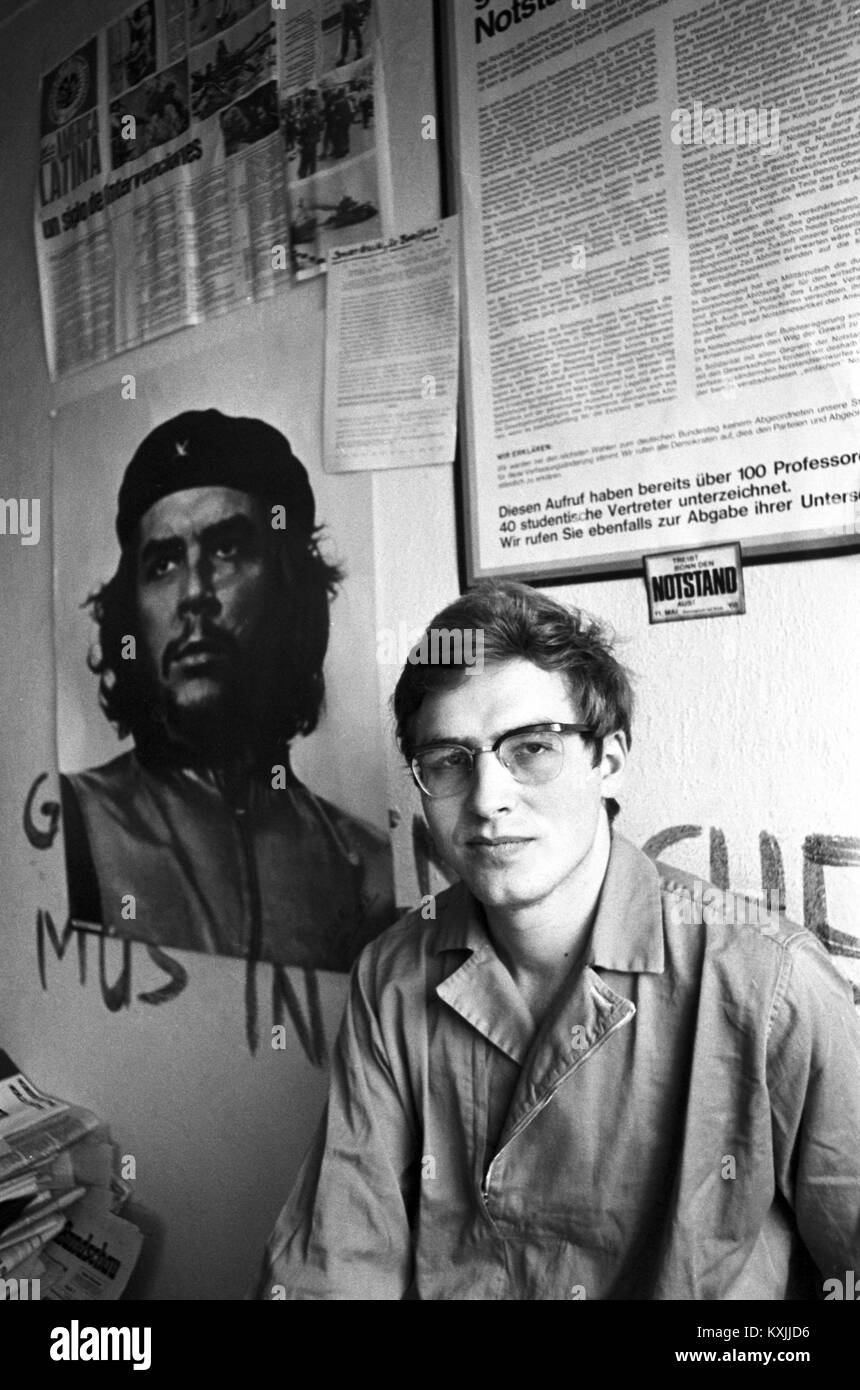 SDS (Socialist German Student Union) chairman Karl-Dietrich Wolff ...