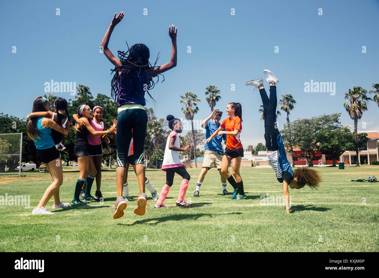 Teamwork joy hi-res stock photography and images - Alamy