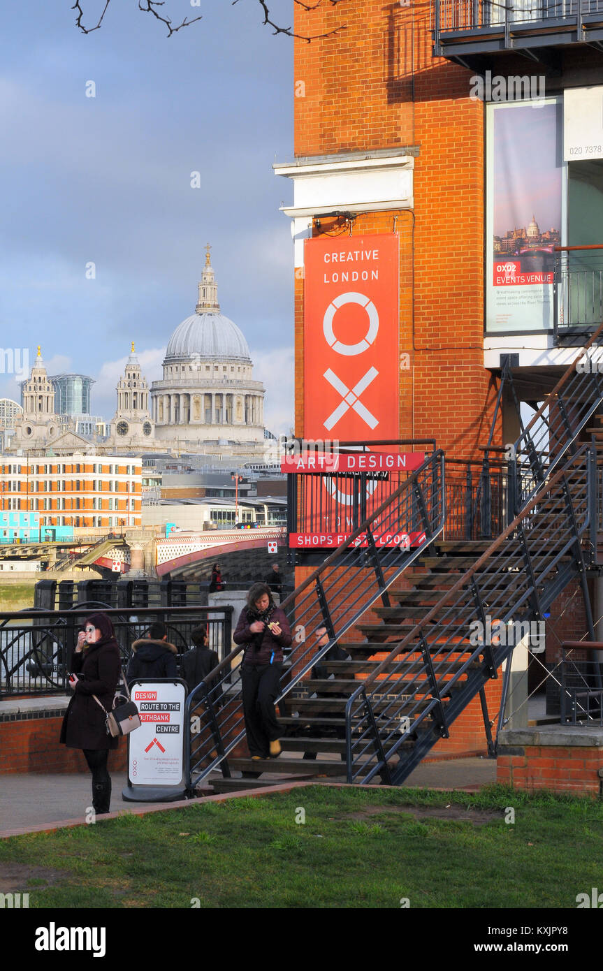 Oxo tower gallery hi-res stock photography and images - Alamy