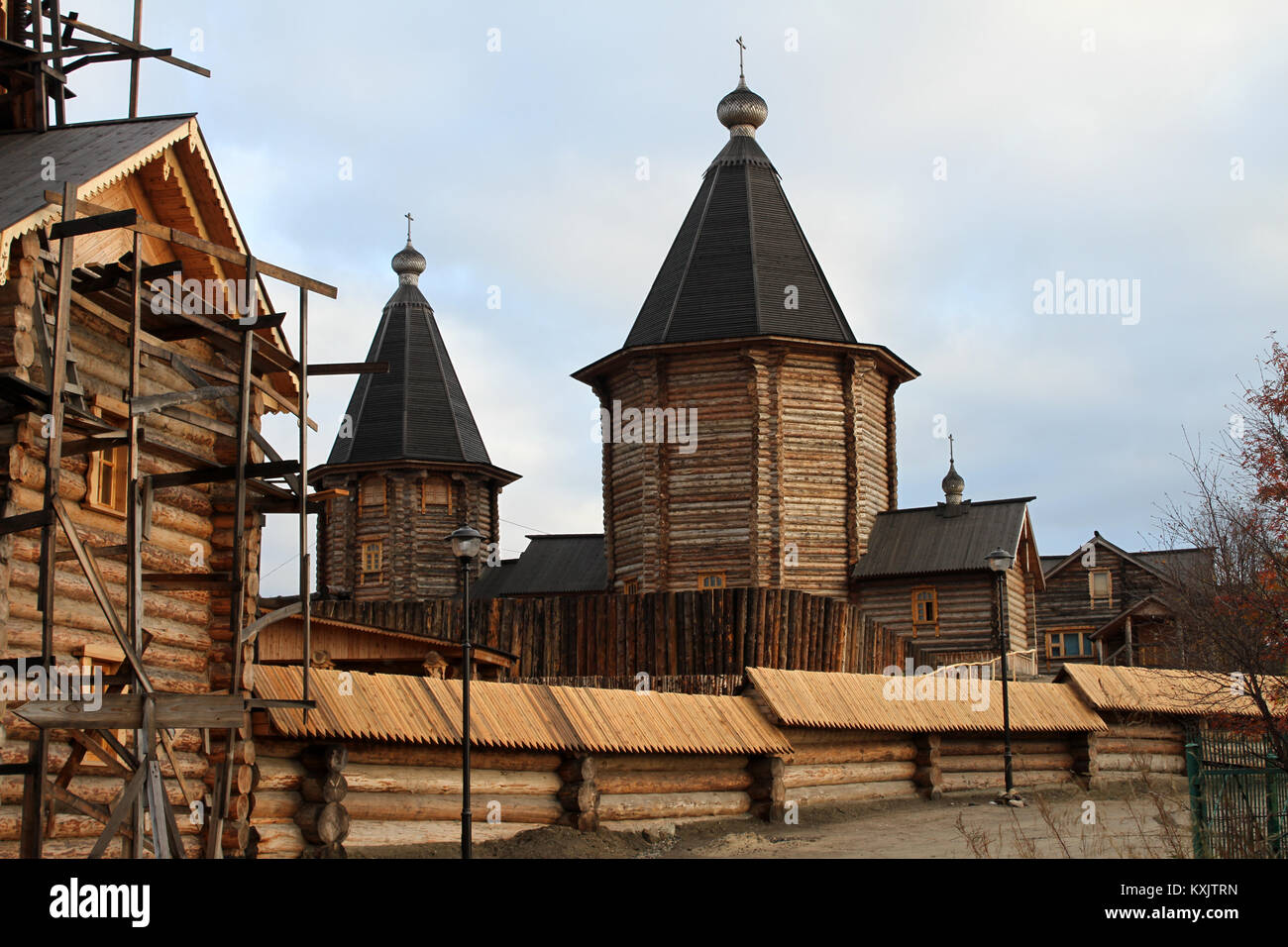 New wooden monastery buildings in Murmansk, Russia Stock Photo - Alamy