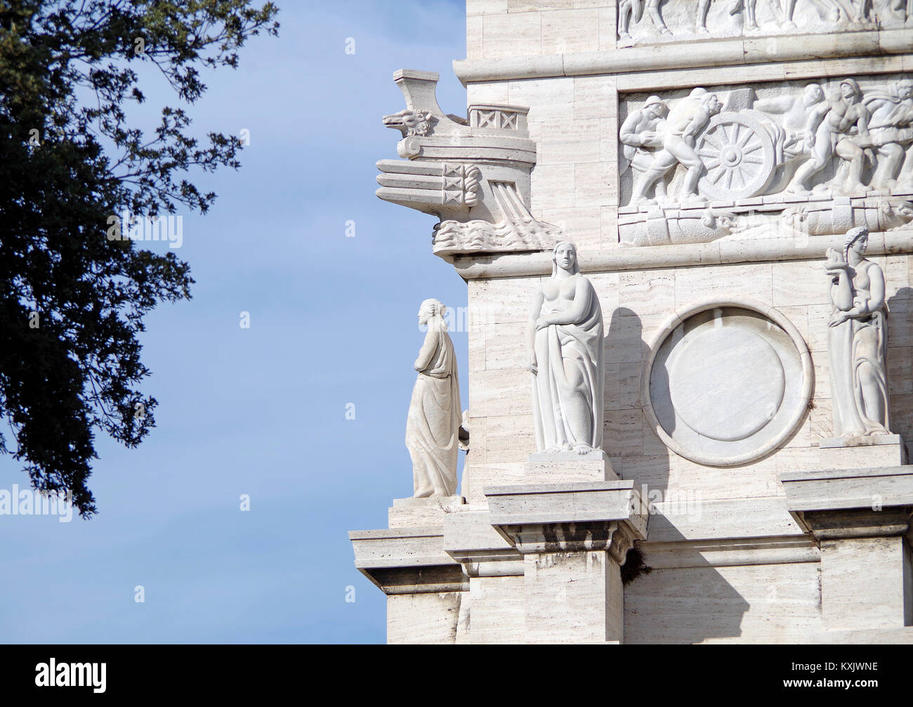 Sculpture integrated with architecture hi-res stock photography and ...