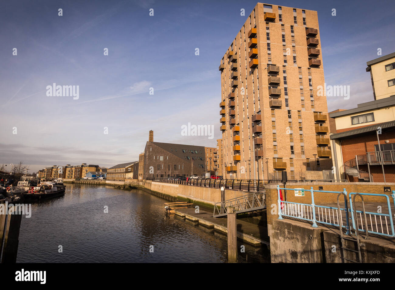 Barking riverside development hi-res stock photography and images - Alamy