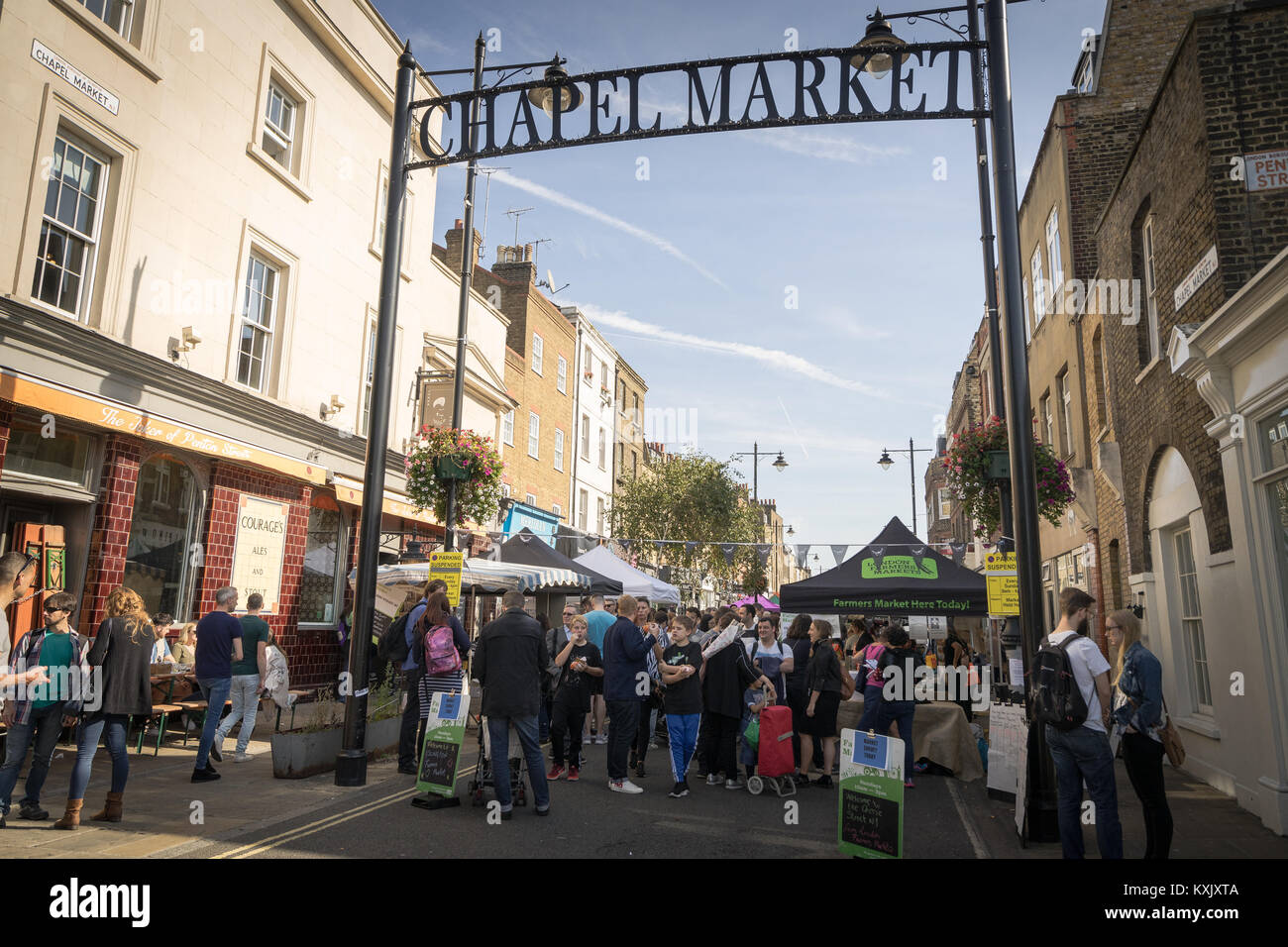 Chapel market islington hi-res stock photography and images - Alamy
