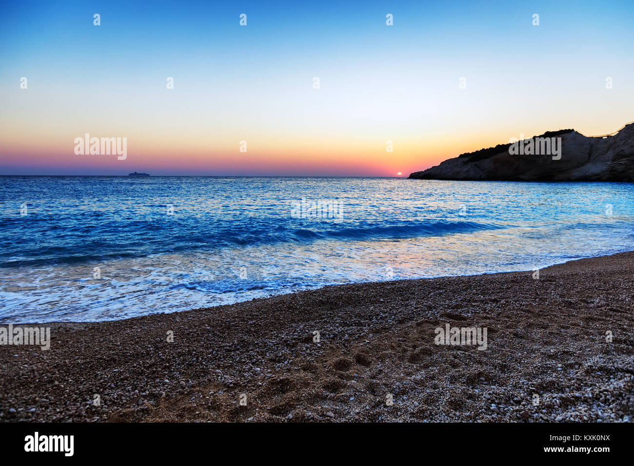 Beautiful sunset background in the sea at Porto Katsiki Beach in ...