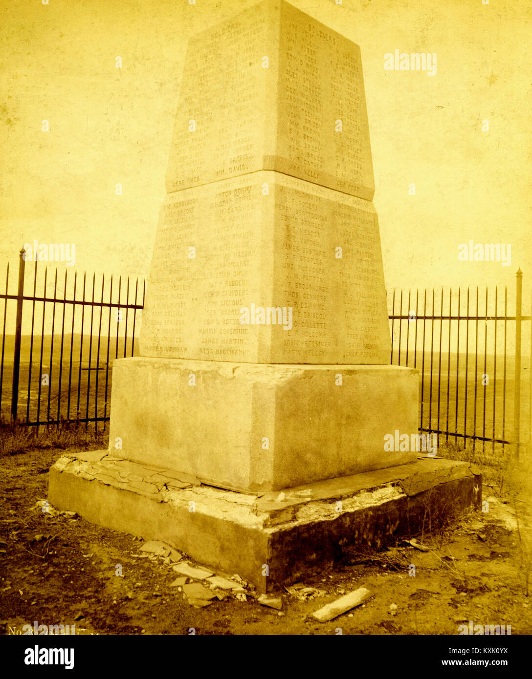 Custer's Monument On Crow Agency Stock Photo - Alamy