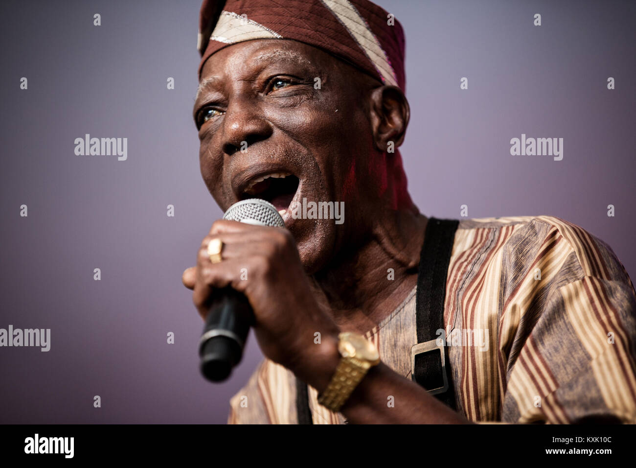 Nigerian music legend hi-res stock photography and images - Alamy