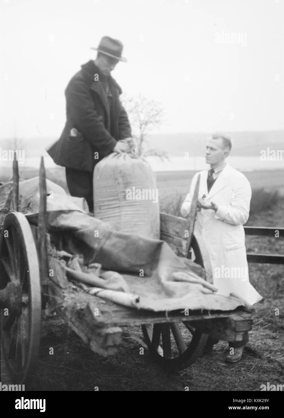 Farming in 1920s Black and White Stock Photos & Images - Alamy