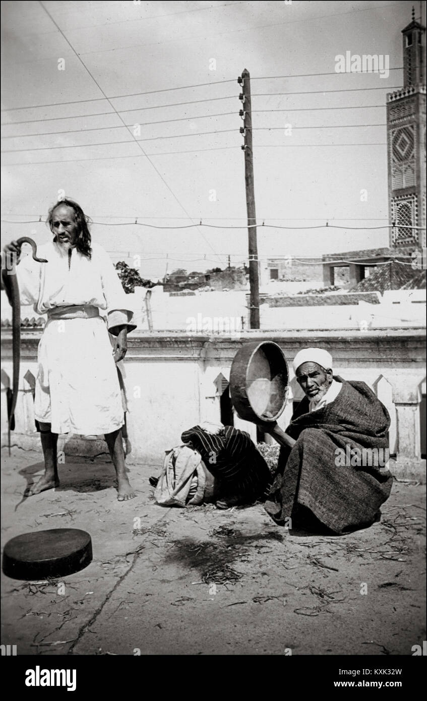 Fakirs hi-res stock photography and images - Alamy