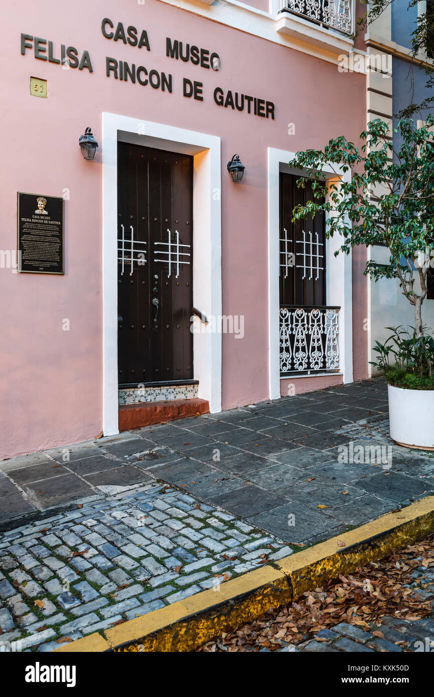 Entrance, Felisa Rincon de Gautier Museum, Old San Juan, Puerto Rico ...