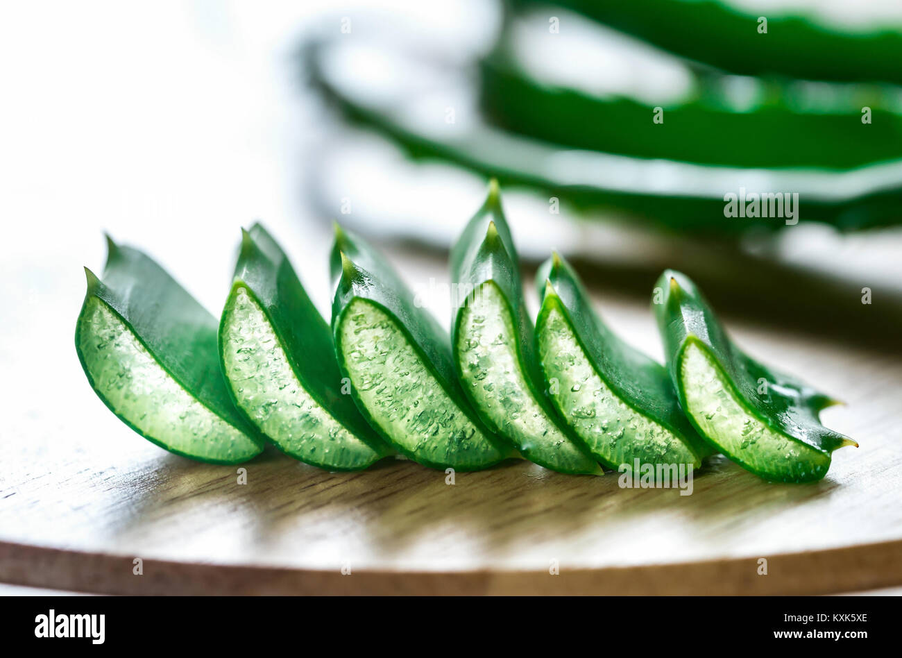 Fresh leaves of Aloe Vera Stock Photo - Alamy