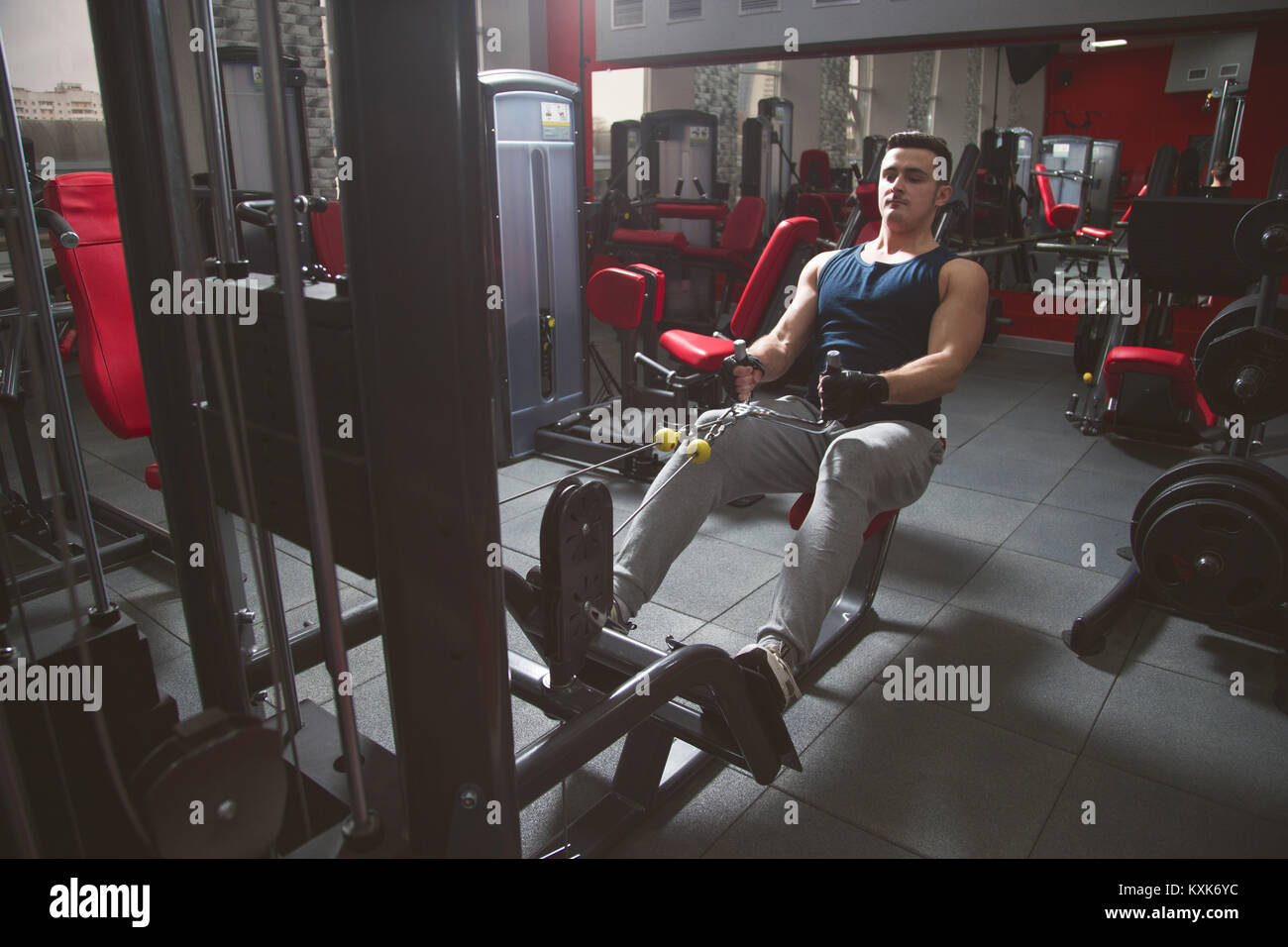 Gym machine training hi-res stock photography and images - Alamy