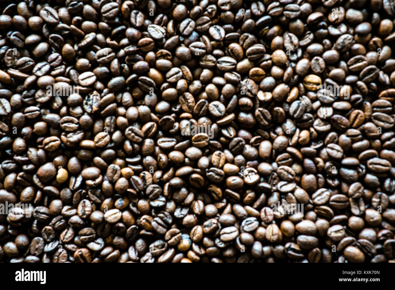 horizontal background of organic roasted coffee beans Stock Photo - Alamy