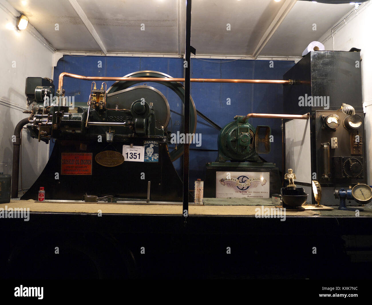 Crossley stationary engine at Lincoln steam rally Stock Photo - Alamy