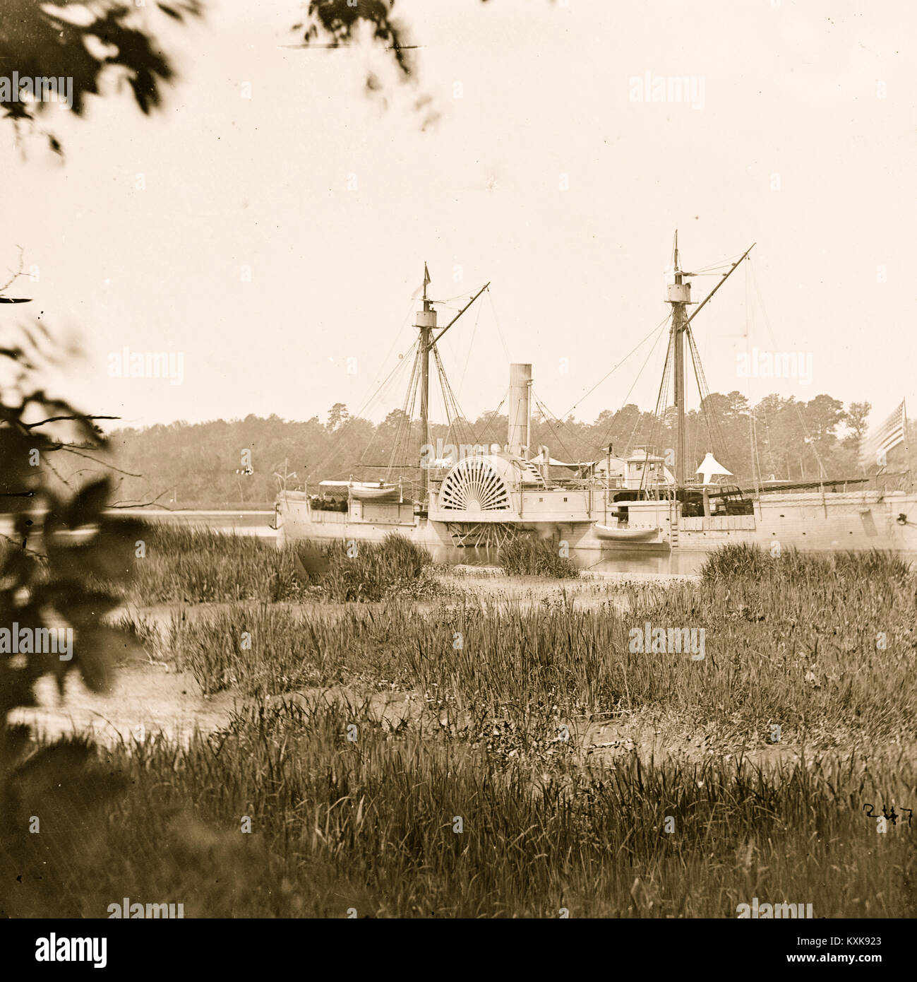 Civil war gunboat hi-res stock photography and images - Alamy