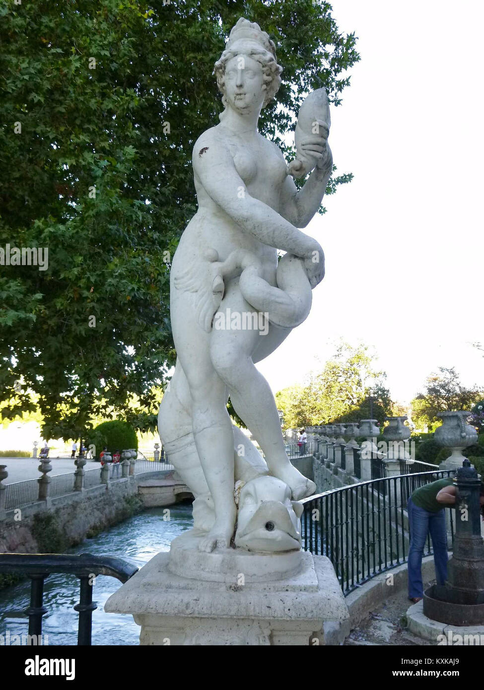 The Jardín de la Isla at the Royal Site of Aranjuez in Spain is an 18th ...