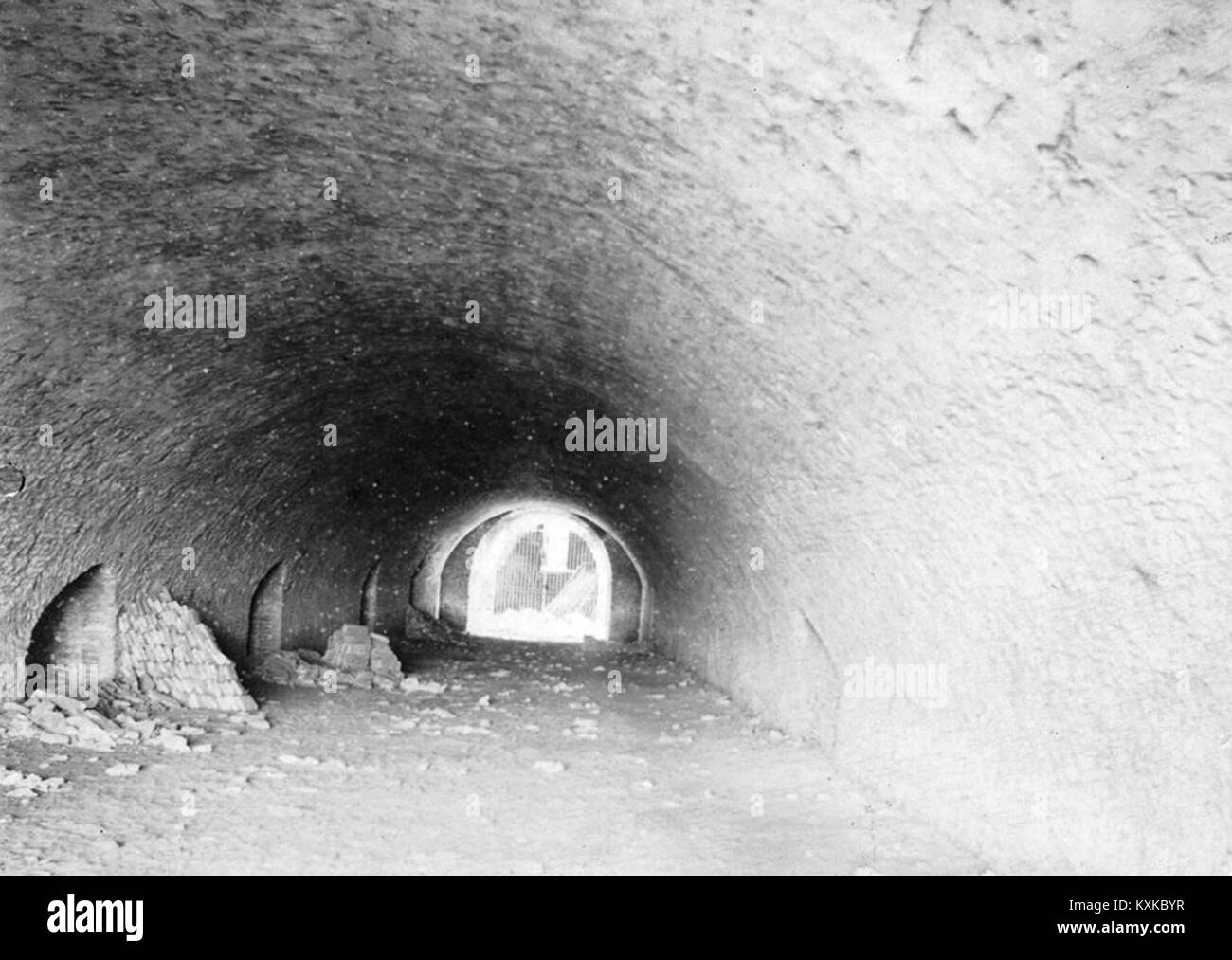 This historical photograph from around 1850 shows the interior of the ...