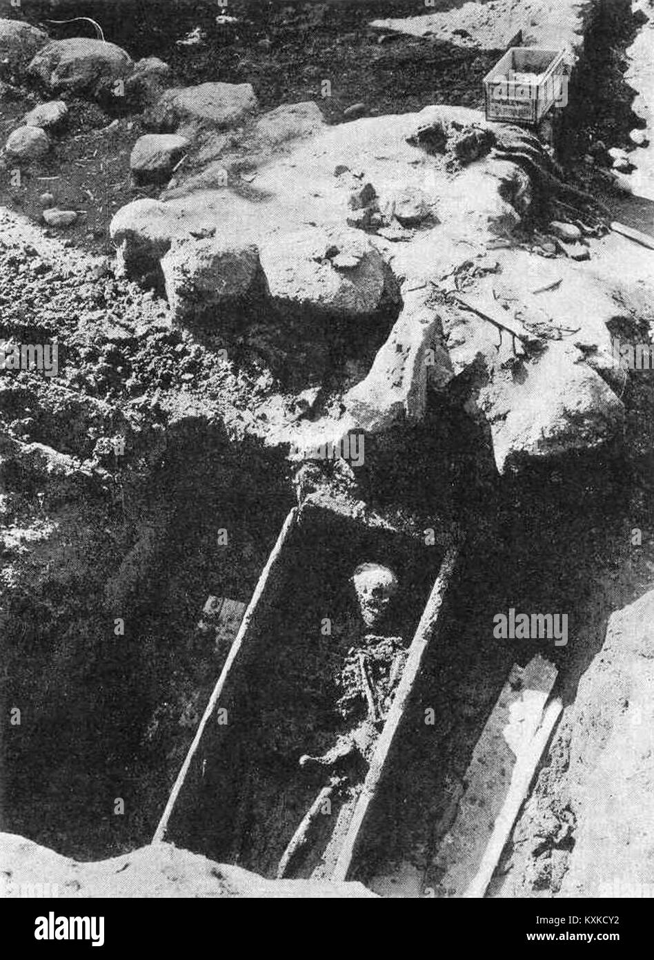 Grave site excavation Black and White Stock Photos & Images - Alamy