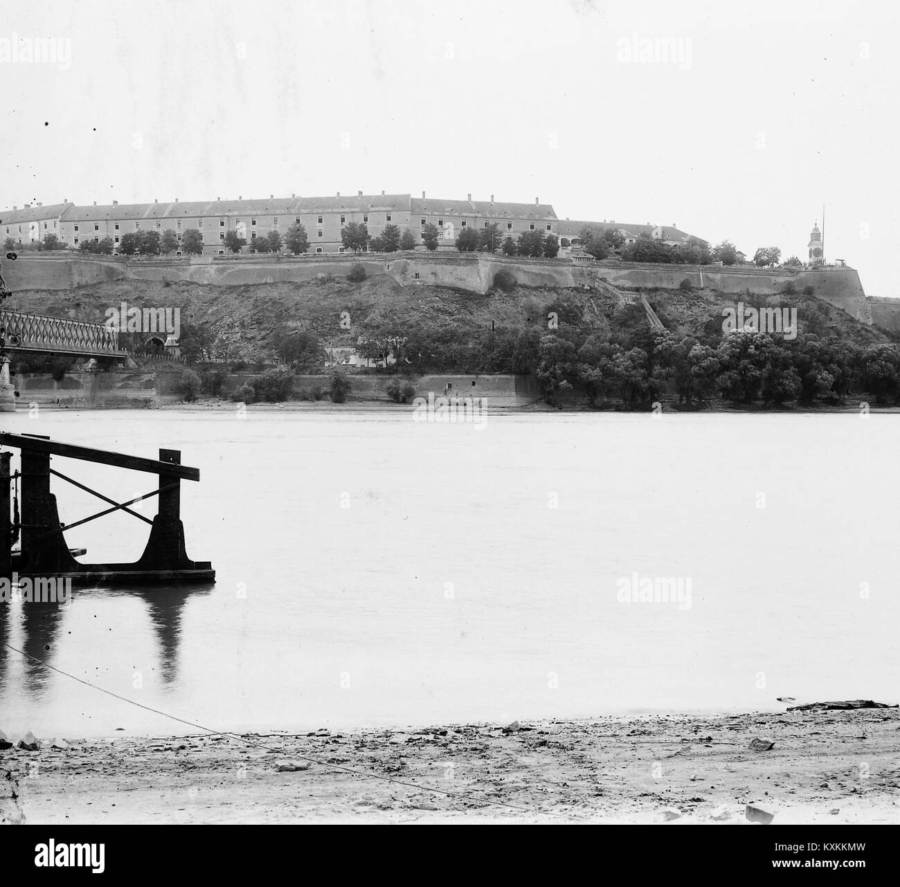 Danube River in Hungary with Pétervárad Fortress and a railway bridge ...