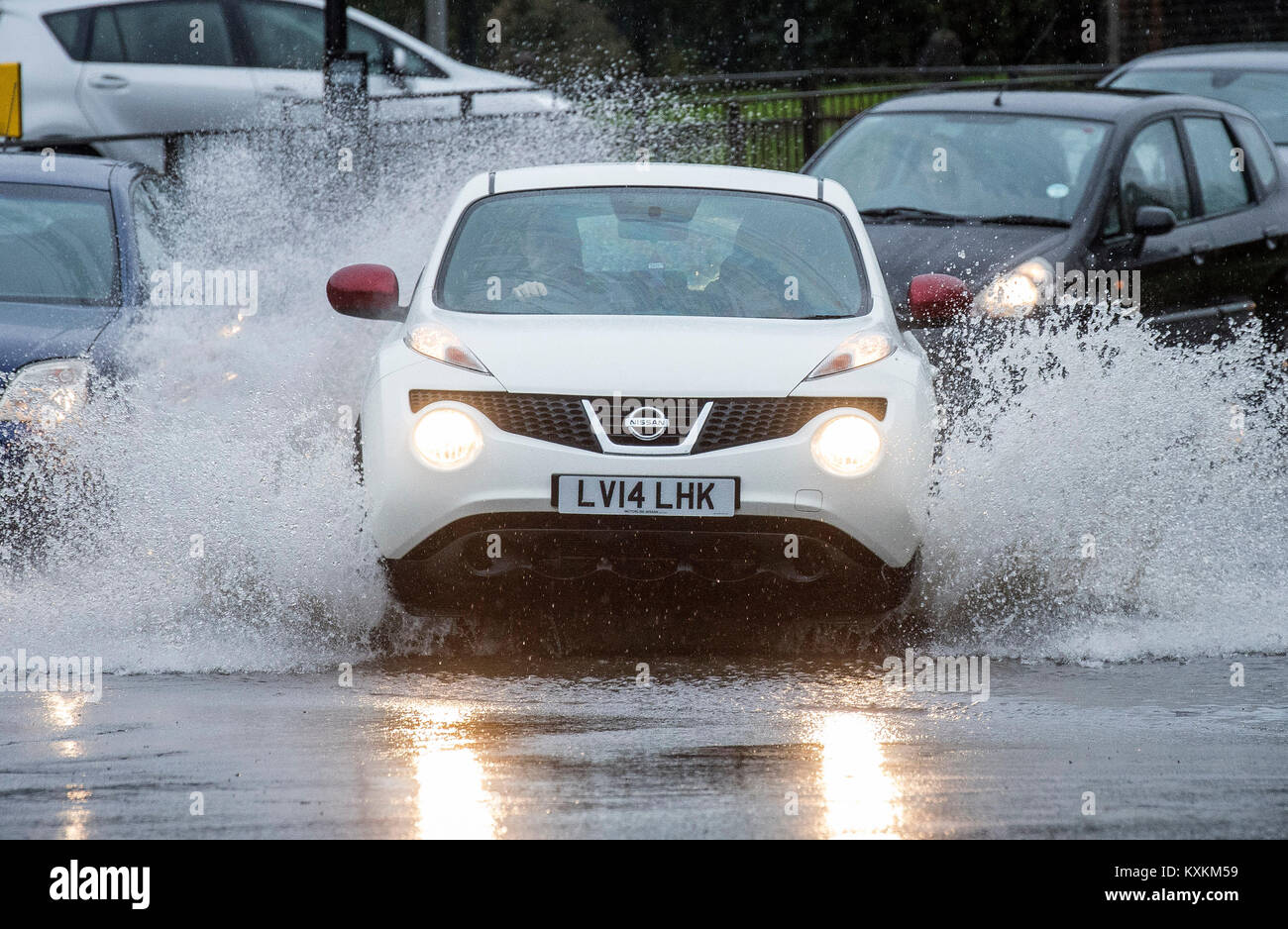 Flooded roads highways hi-res stock photography and images - Alamy