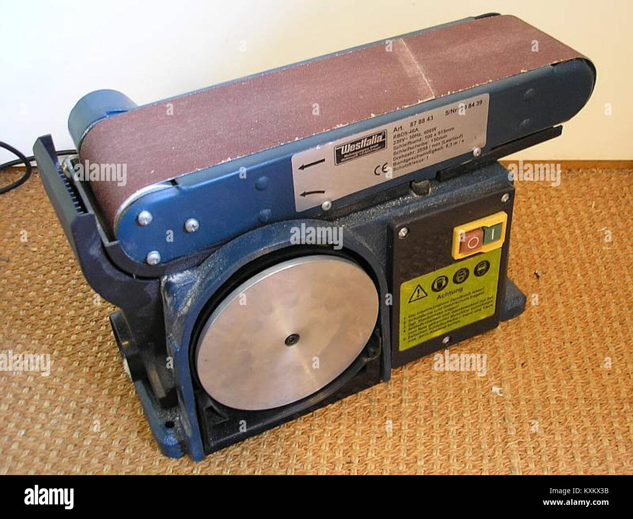 The Westfalia Bandslijpmachine is a hobby-grade belt sander, designed ...